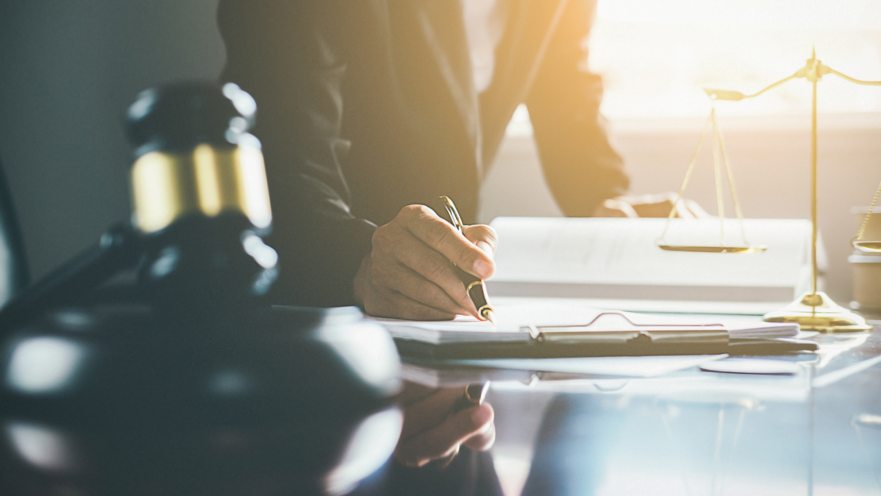 Navigating the Hiring Process in the Legal Industry: A Guide for Law ...