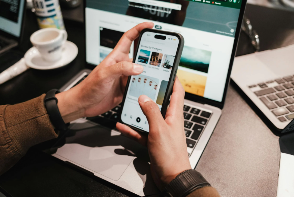 How Smart Devices are Changing the Online Tech Landscape | Social Hire